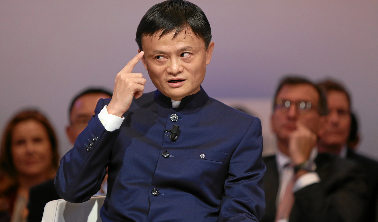Jack Ma kehrt ins Rampenlicht zurück - Forbes
