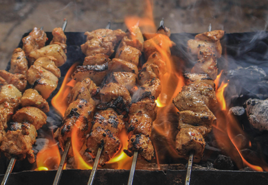 Elon Musk erreicht mit 428 Mrd. US-$ einen historischen Vermögensrekord ...